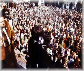 Shields and Yarnell - The worlds most renowned and beloved mime duo...